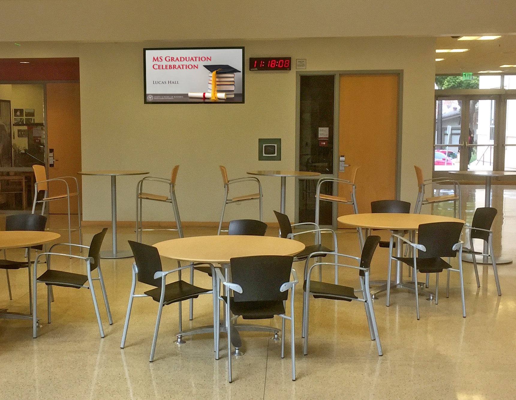 Navori QL helps breath new life to campus digital signage for Santa ...