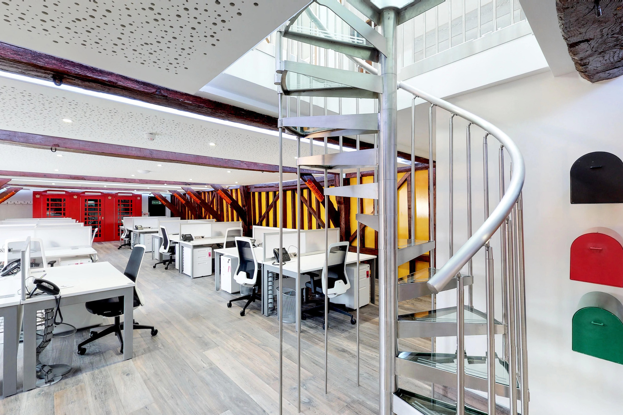Crestron Europe and TIG relocate UK offices - Installation