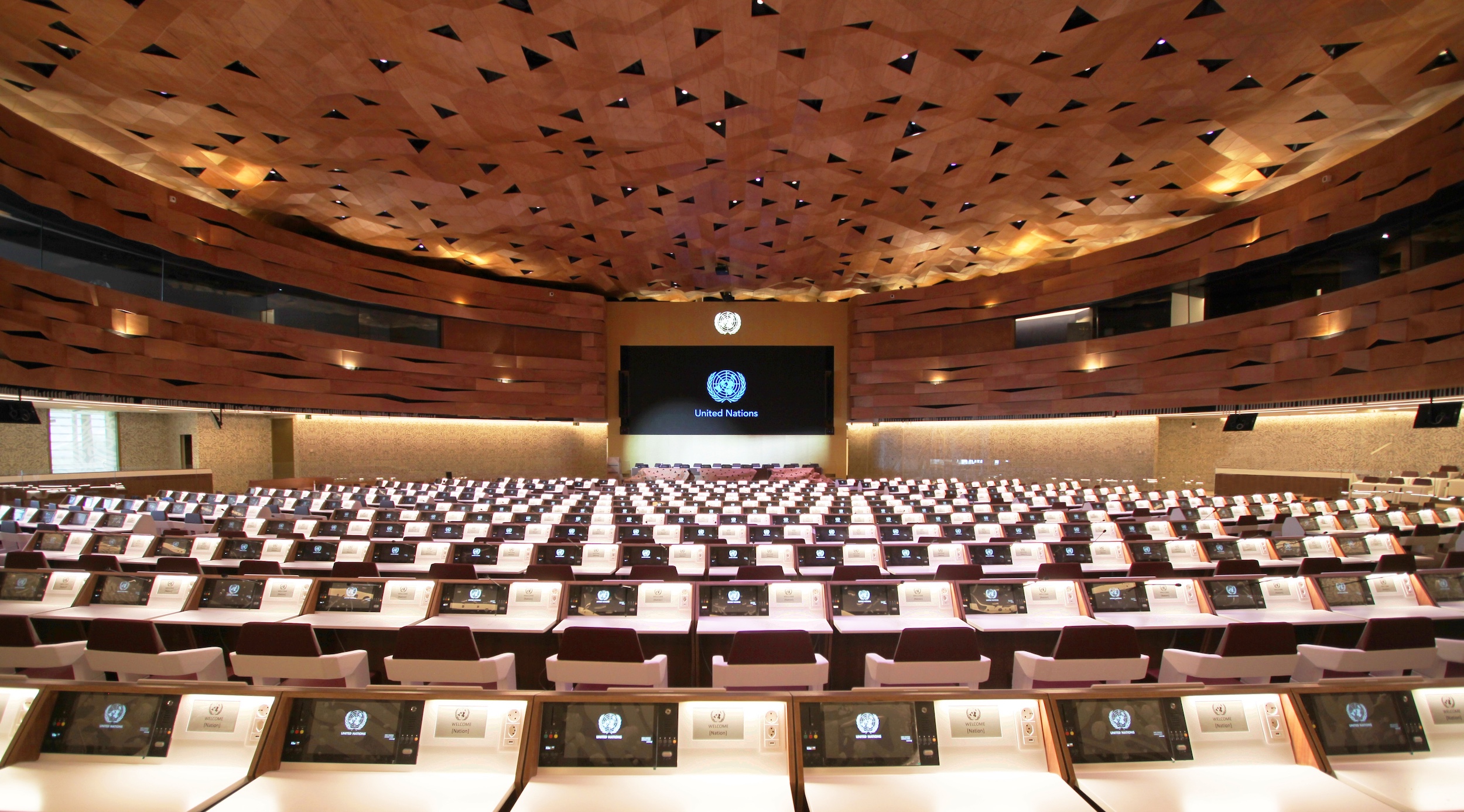 Talking up digital conference systems - Installation