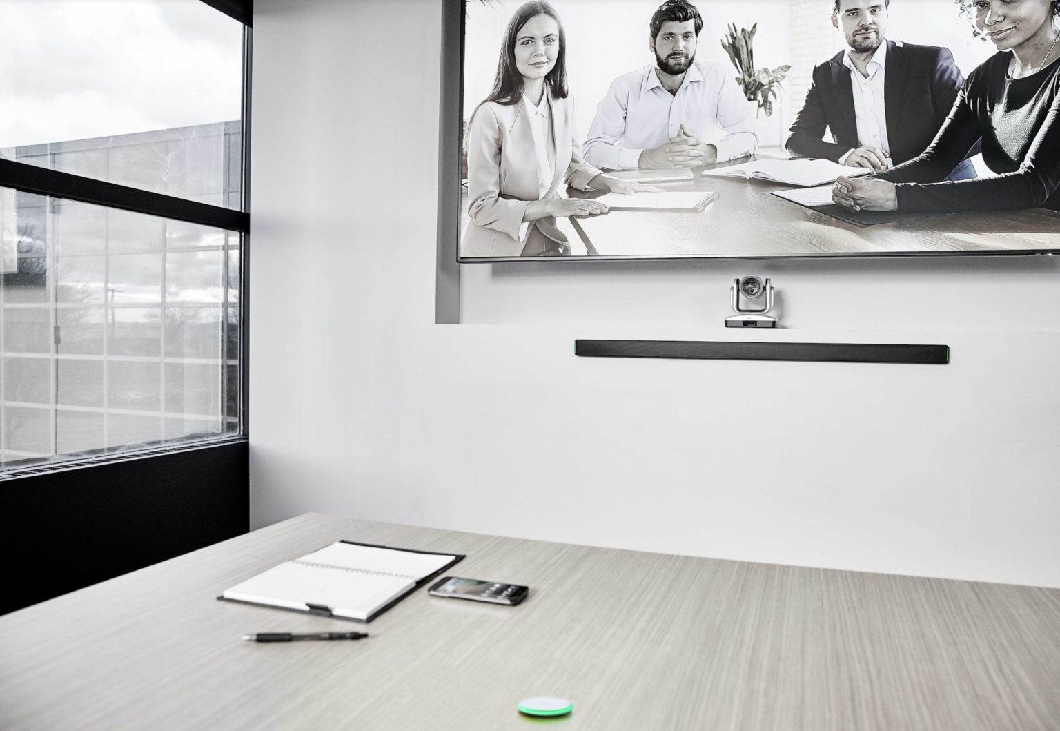 Shure adds to Microflex Advance range with new MXA710 at InfoComm ...