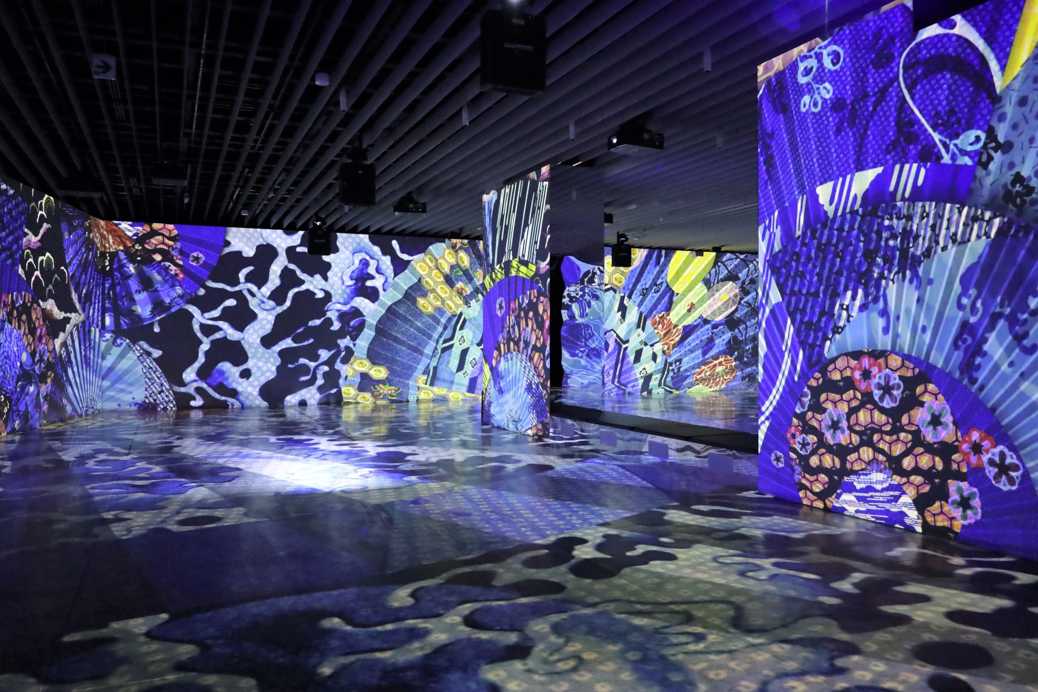 Digital Projection projects the Spirit of Japan - Installation