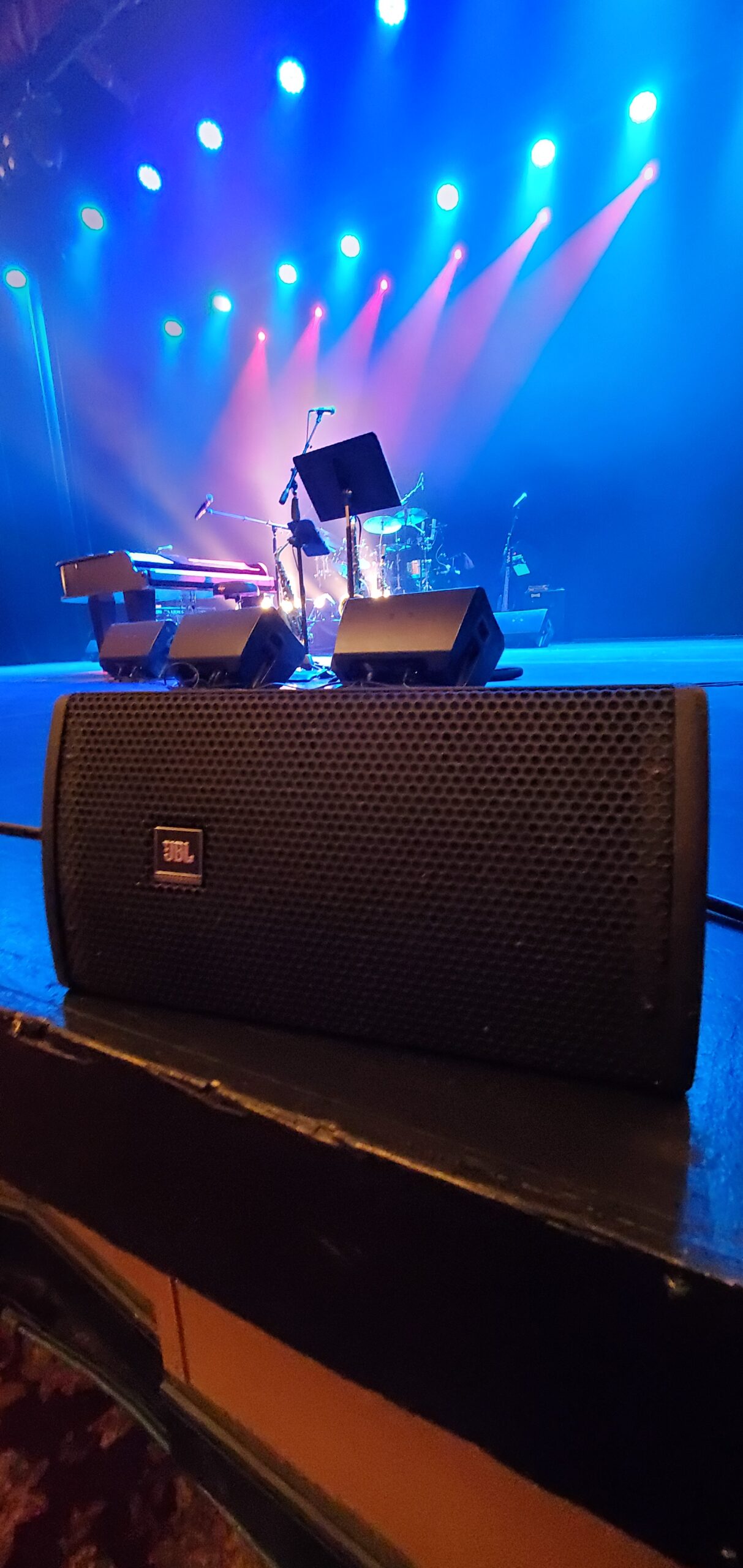 Rhode Island Stadium Theatre undergoes HARMAN Professional Solutions ...