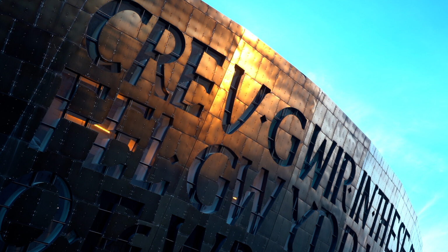Welsh National Opera dances to Riedel's tune - Installation
