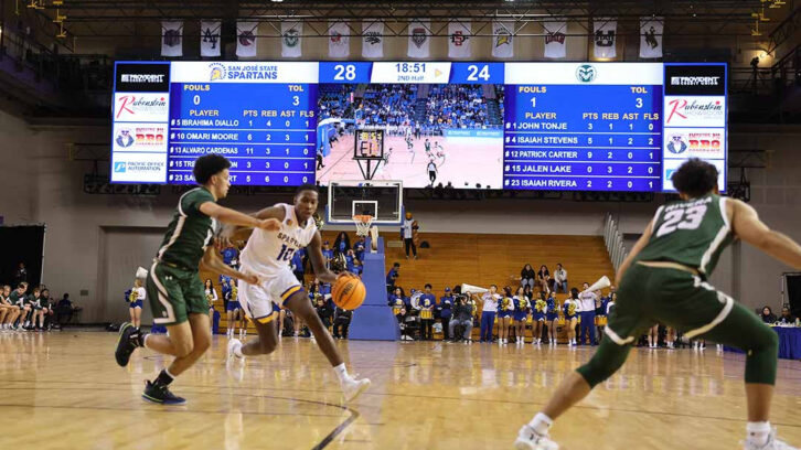 Electrosonic installs major LED artwork ceiling in office lobby