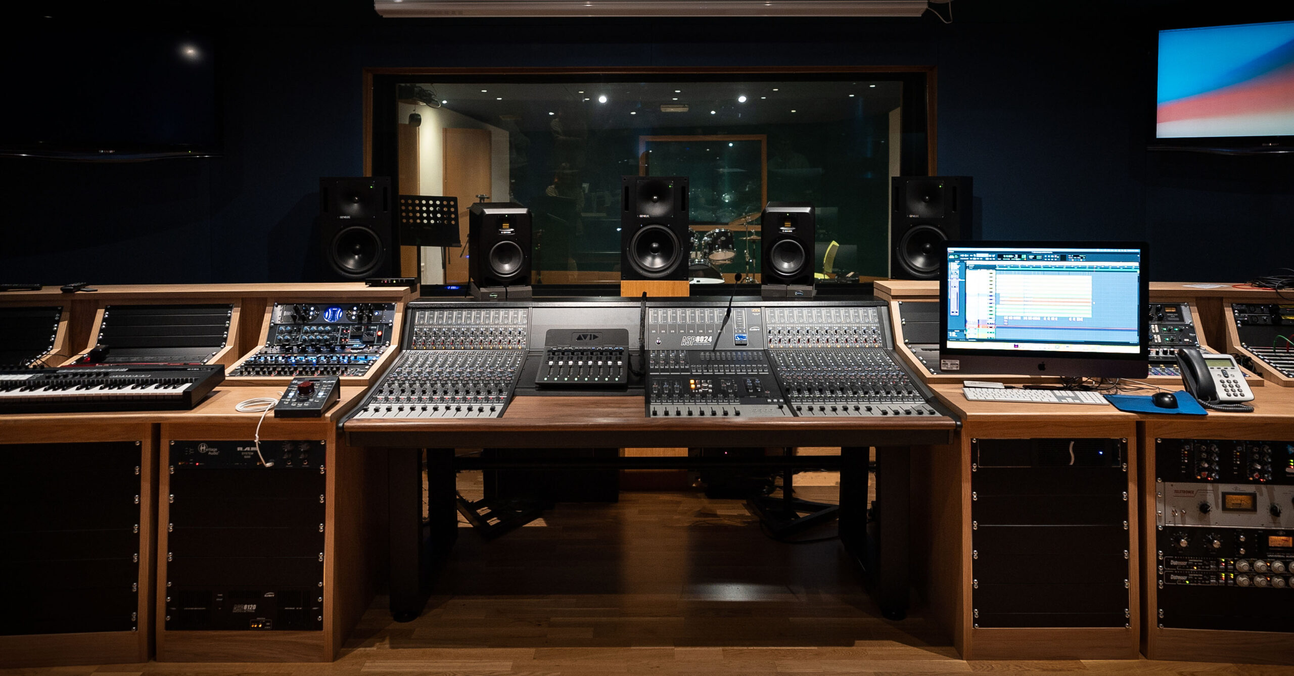 Bucks university upgrades to hybrid music studio with Audient ...