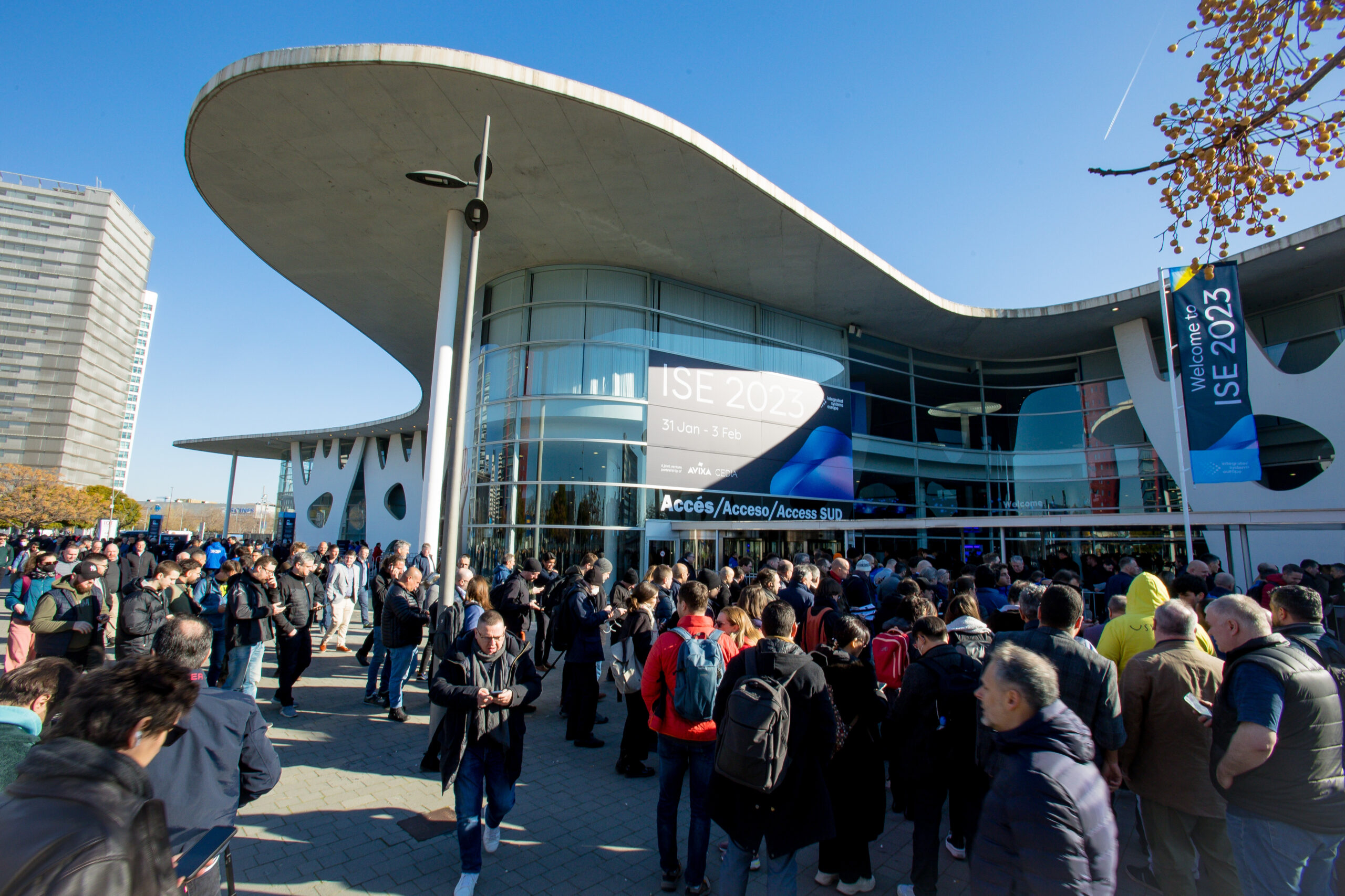 Transparent LED display set to "transform" ISE entrance - Installation