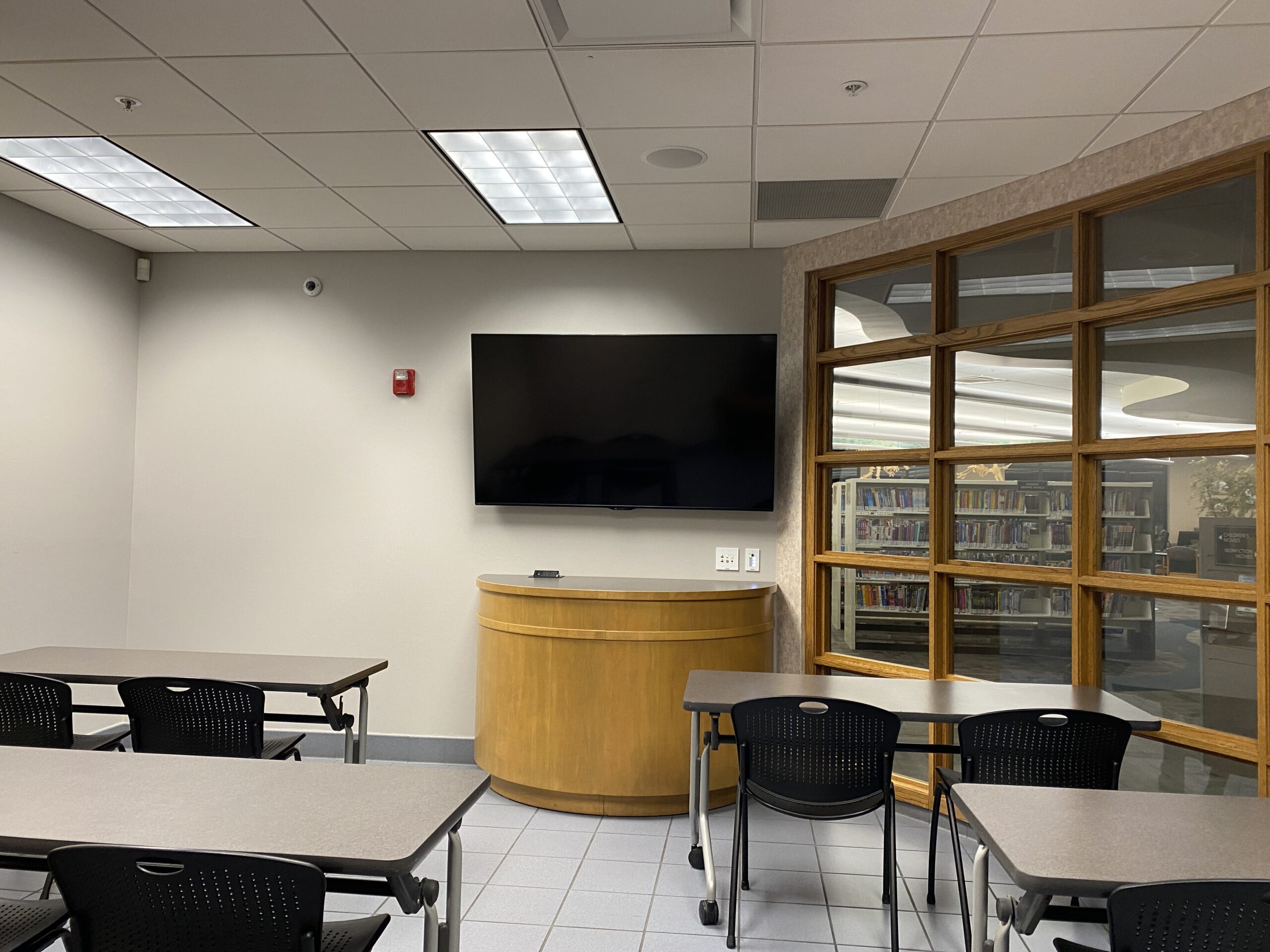 Harman AMX Jetpack powers library conference rooms - Installation