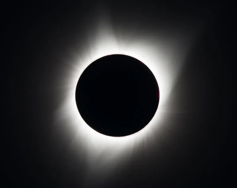 Clear-Com illuminates solar eclipse coverage - Installation