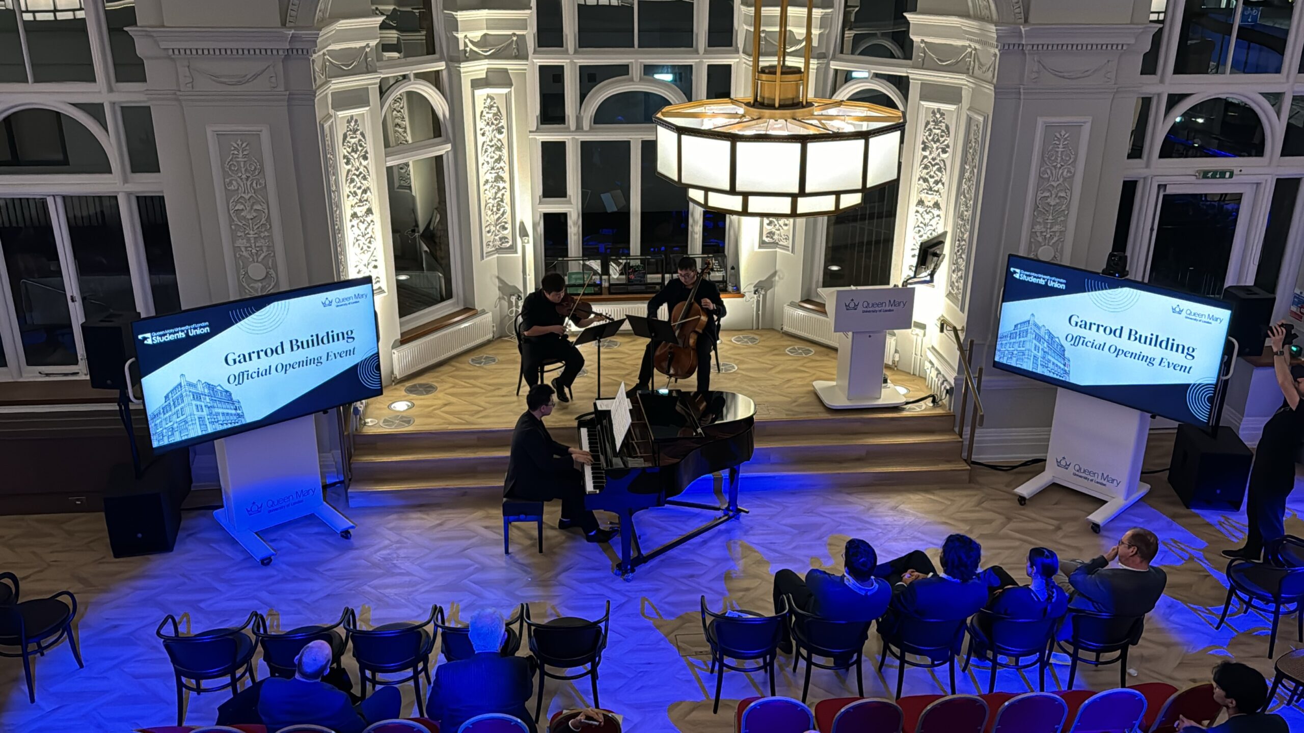 Q-SYS enhances learning spaces for QMUL student doctors and dentists ...