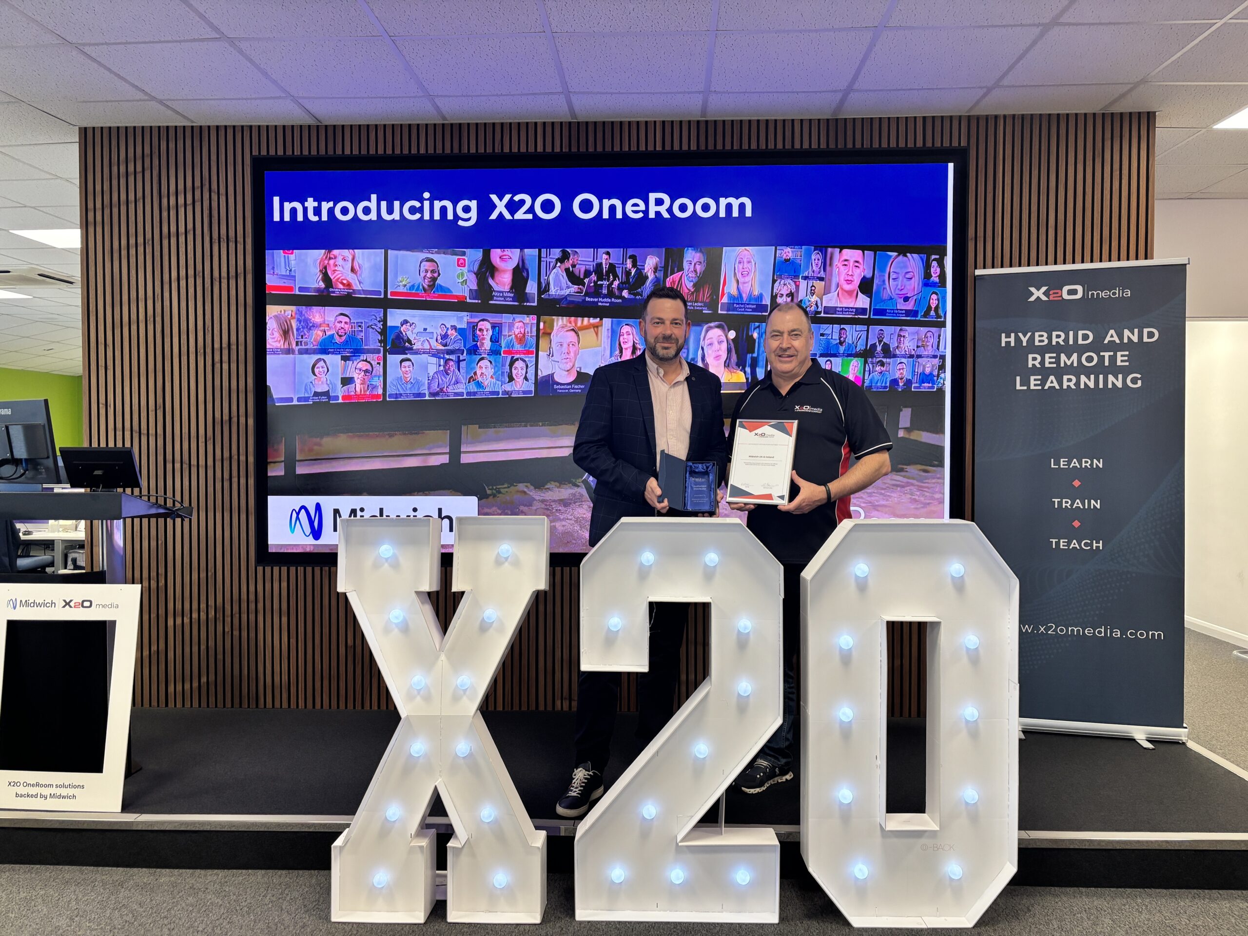 Midwich to distribute X2O Media's OneRoom platform - Installation