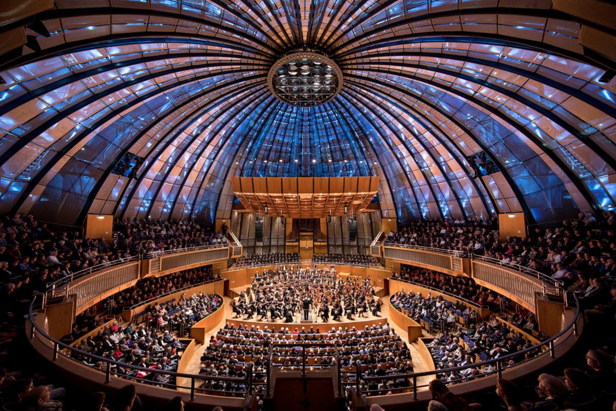 Amadeus Acoustics tech upgrades German concert hall - Installation